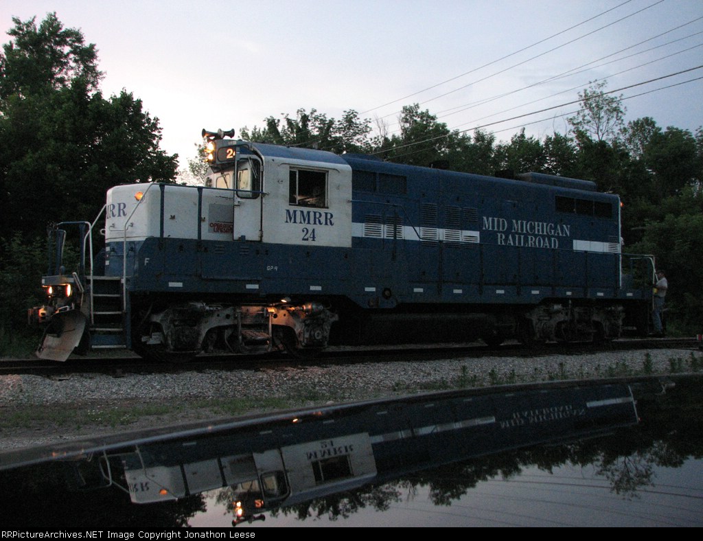 MMRR 24, class lights lit!